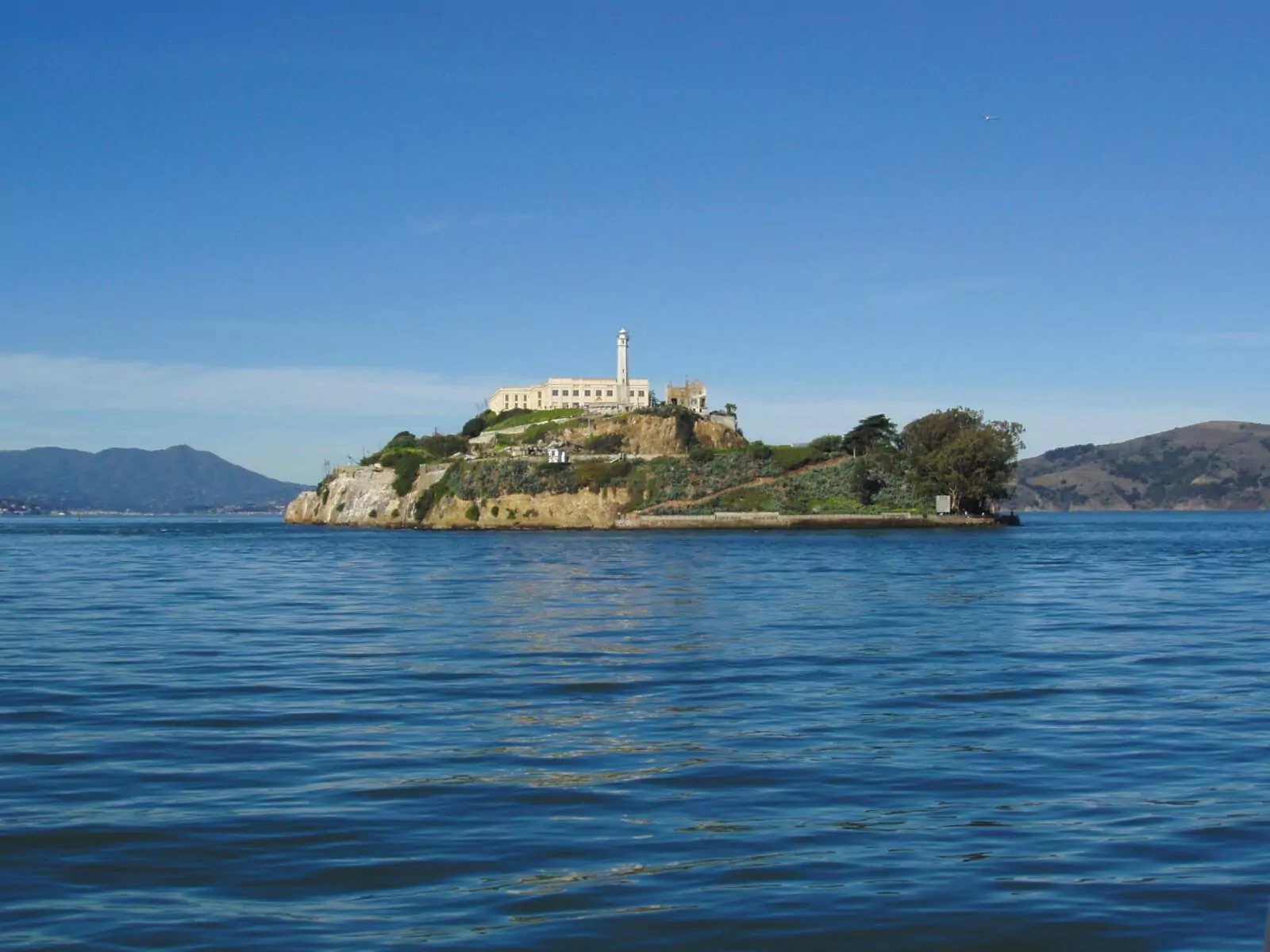 Escape from the Rock Cruise Around Alcatraz Island - Extranomical Tours