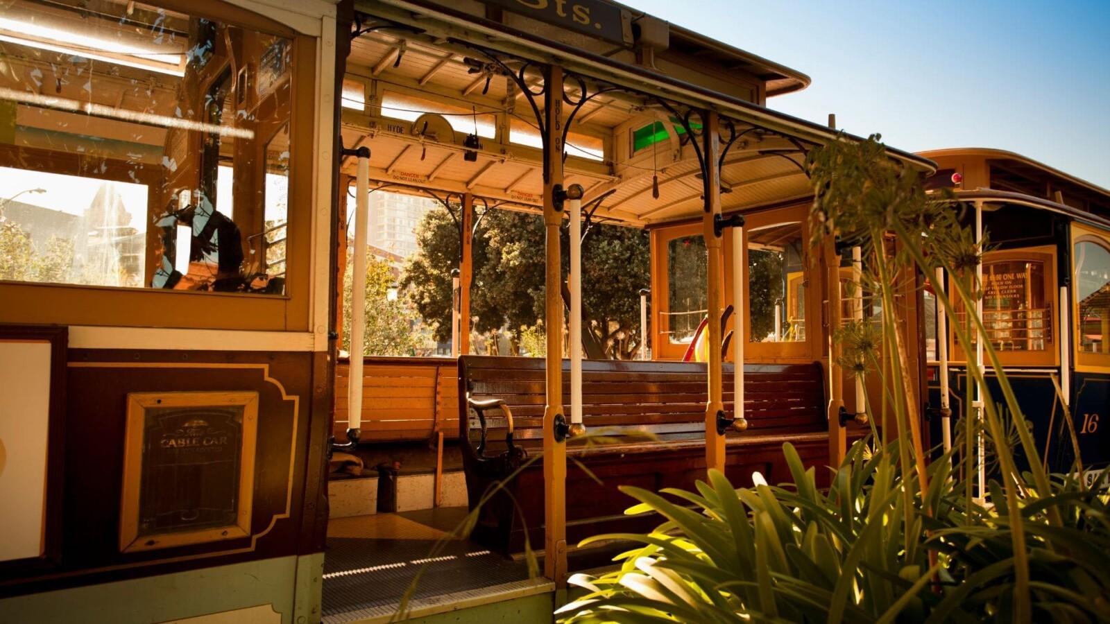 San Francisco Cable Cars: Tickets, Routes, History, Tips & More ...